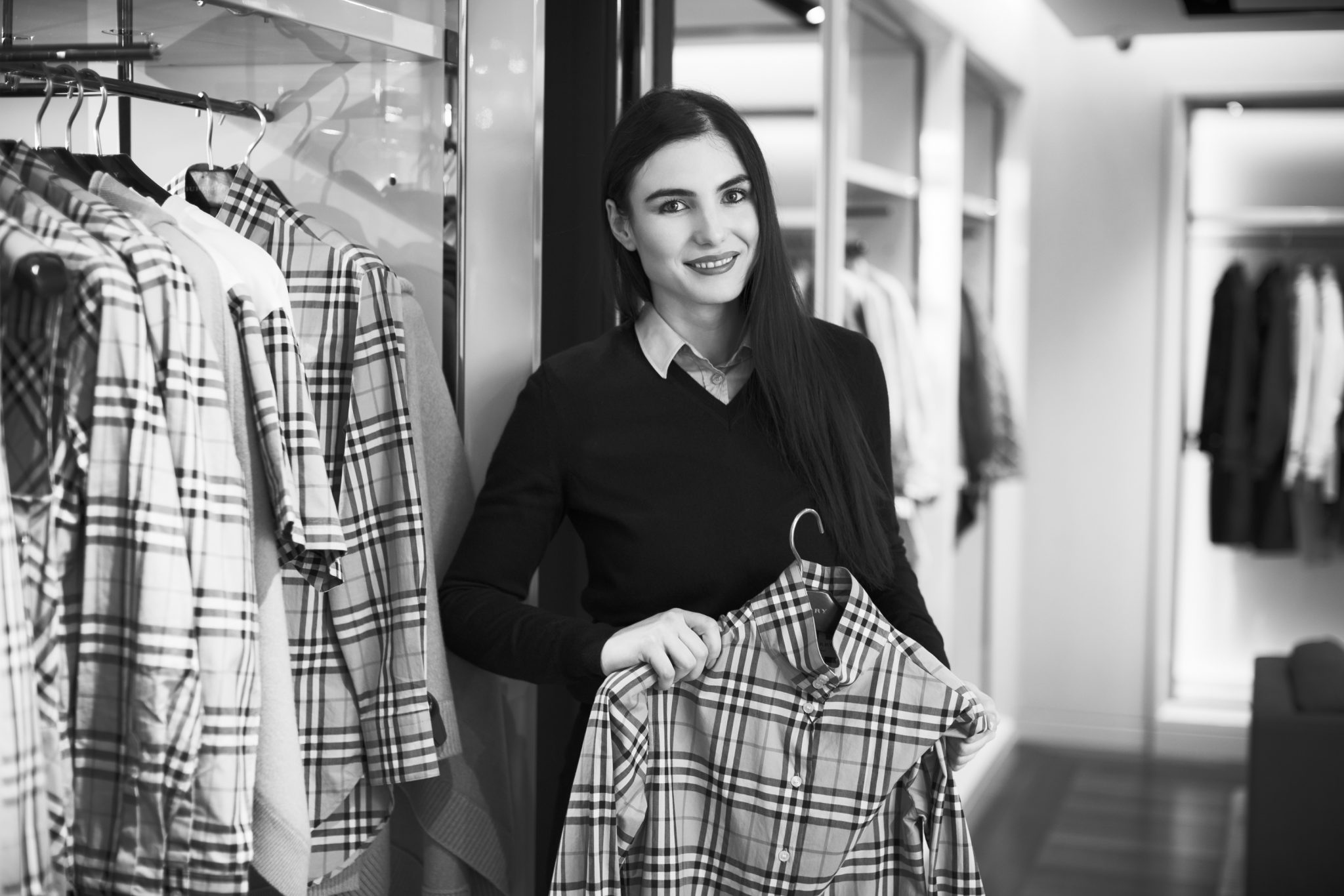 Burberry Romania - Cum e să lucrezi ca sales associate