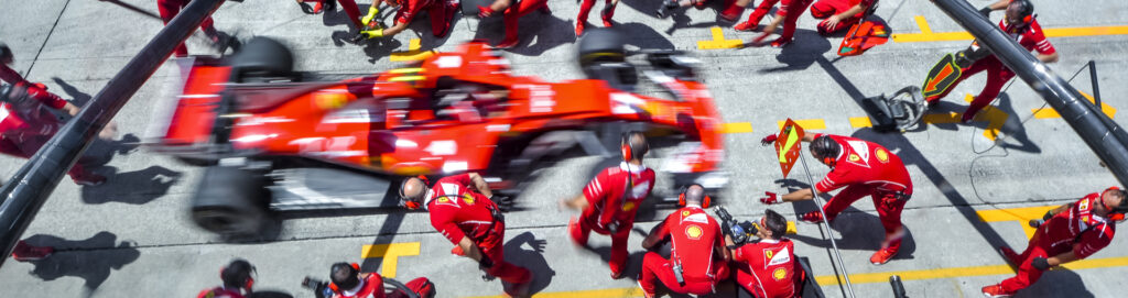 Ce ne învață Formula 1 despre Management - We Are HR